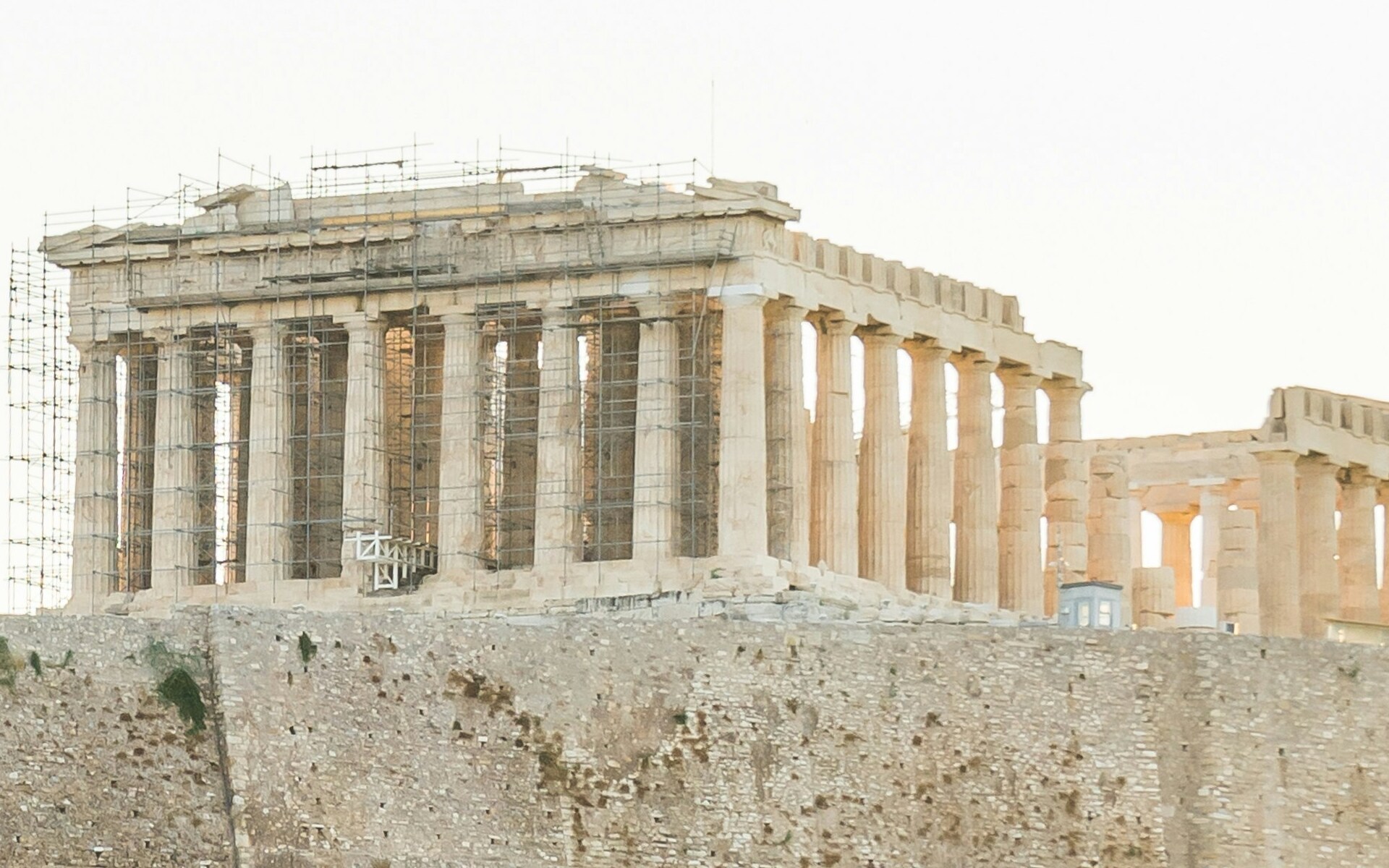 Is Greece Safe for Tourists? - Travel-me.gr